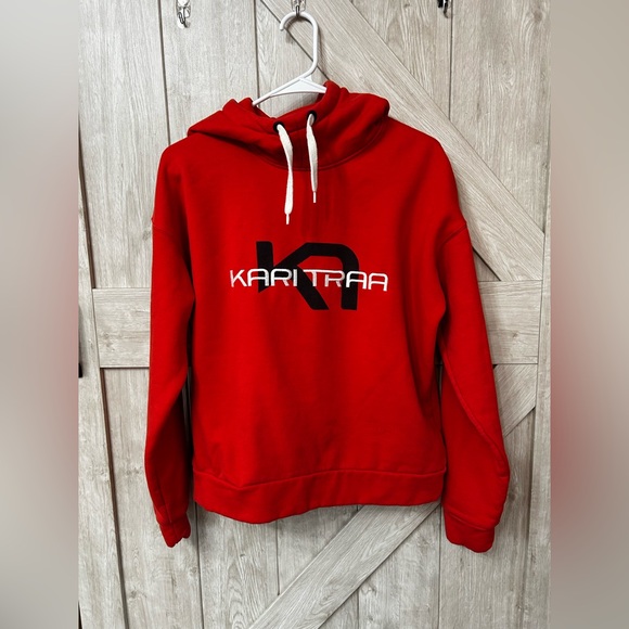 Kari Traa | Tops | Nwot Designer Kari Traa Size Medium Bust 4 Hoodie ...
